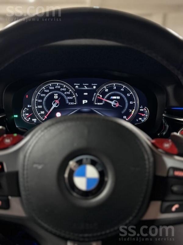 Black BMW M5 2018 in Riga, with an engine capacity of 4.40 L and mileage of 96 thousand km for 54200 €, photo 6 on AUTOMOTO.COM.LV