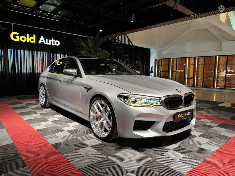 Melns BMW M5 2018 Viļņa, ar dzinēja tilpumu 4.40 L un nobraukumu 69 tūkst. km par 57000 €, foto 3 vietnē AUTOMOTO.COM.LV