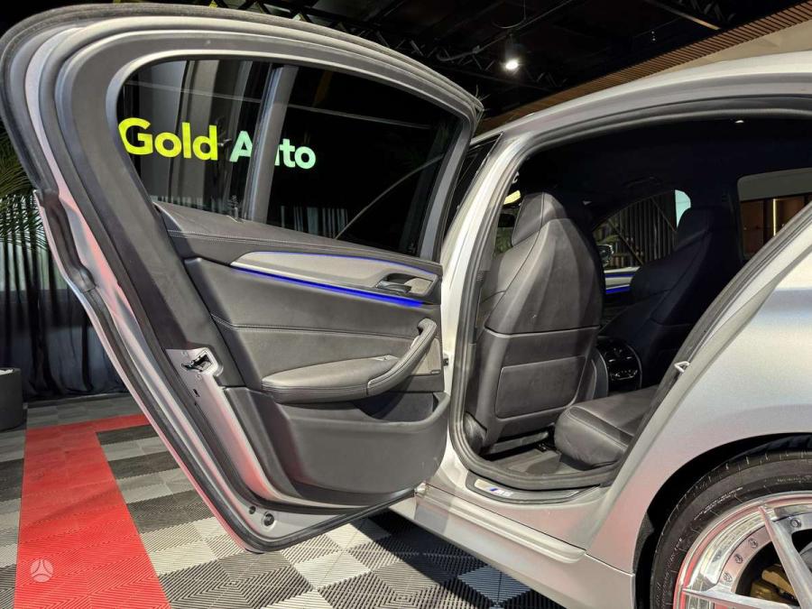 Melns BMW M5 2018 Viļņa, ar dzinēja tilpumu 4.40 L un nobraukumu 69 tūkst. km par 57000 €, foto 10 vietnē AUTOMOTO.COM.LV