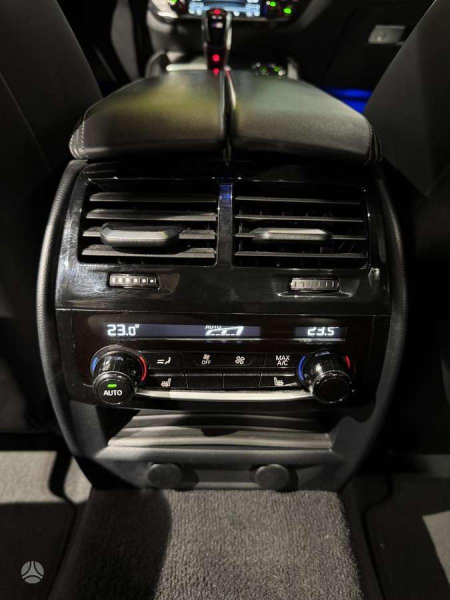 Melns BMW M5 2018 Viļņa, ar dzinēja tilpumu 4.40 L un nobraukumu 69 tūkst. km par 57000 €, foto 17 vietnē AUTOMOTO.COM.LV
