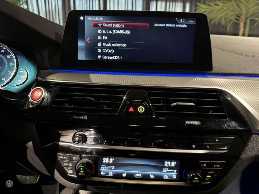 Melns BMW M5 2018 Viļņa, ar dzinēja tilpumu 4.40 L un nobraukumu 69 tūkst. km par 57000 €, foto 20 vietnē AUTOMOTO.COM.LV
