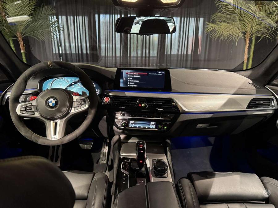 Melns BMW M5 2018 Viļņa, ar dzinēja tilpumu 4.40 L un nobraukumu 69 tūkst. km par 57000 €, foto 22 vietnē AUTOMOTO.COM.LV