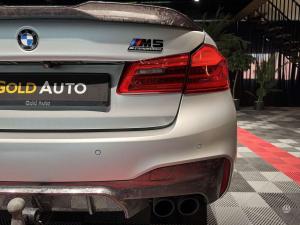 Melns BMW M5 2018 Viļņa, ar dzinēja tilpumu 4.40 L un nobraukumu 69 tūkst. km par 57000 €, foto 39 vietnē AUTOMOTO.COM.LV