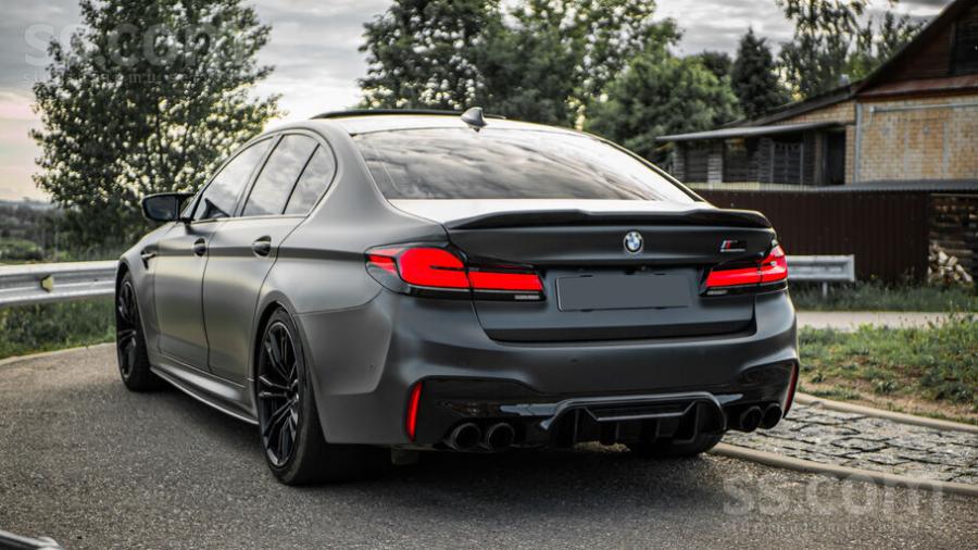 Black BMW M5 2019 in Daugavpils, with an engine capacity of 4.40 L and mileage of 100 thousand km for 62900 €, photo 3 on AUTOMOTO.COM.LV