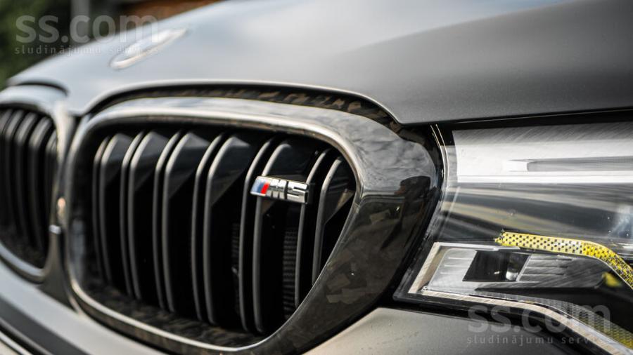 Black BMW M5 2019 in Daugavpils, with an engine capacity of 4.40 L and mileage of 100 thousand km for 62900 €, photo 7 on AUTOMOTO.COM.LV