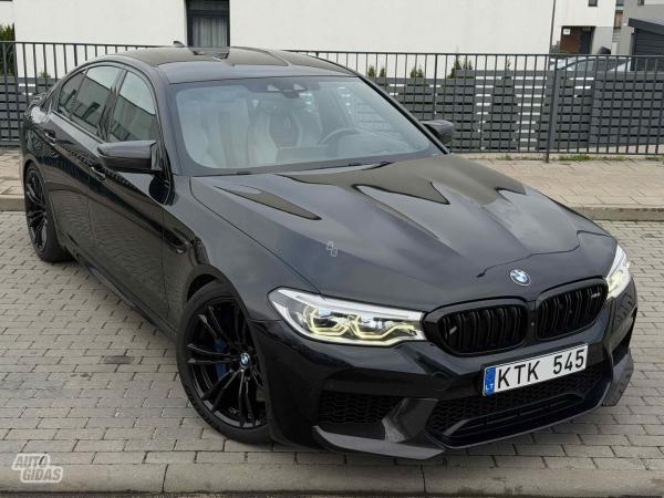 Melns BMW M5 2019 Viļņa, ar dzinēja tilpumu 4.40 L un nobraukumu 62 tūkst. km par 53000 €, foto  vietnē AUTOMOTO.COM.LV