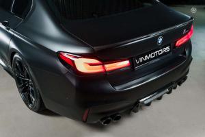 Melns BMW M5 2020 Viļņa, ar dzinēja tilpumu 4.40 L un nobraukumu 51 tūkst. km par 59998 €, foto 13 vietnē AUTOMOTO.COM.LV