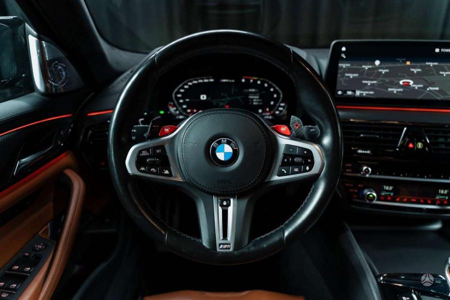 Melns BMW M5 2020 Viļņa, ar dzinēja tilpumu 4.40 L un nobraukumu 51 tūkst. km par 59998 €, foto 26 vietnē AUTOMOTO.COM.LV