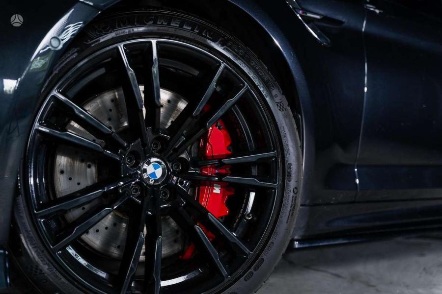 Melns BMW M5 2021 Viļņa, ar dzinēja tilpumu 4.40 L un nobraukumu 36 tūkst. km par 64999 €, foto 14 vietnē AUTOMOTO.COM.LV