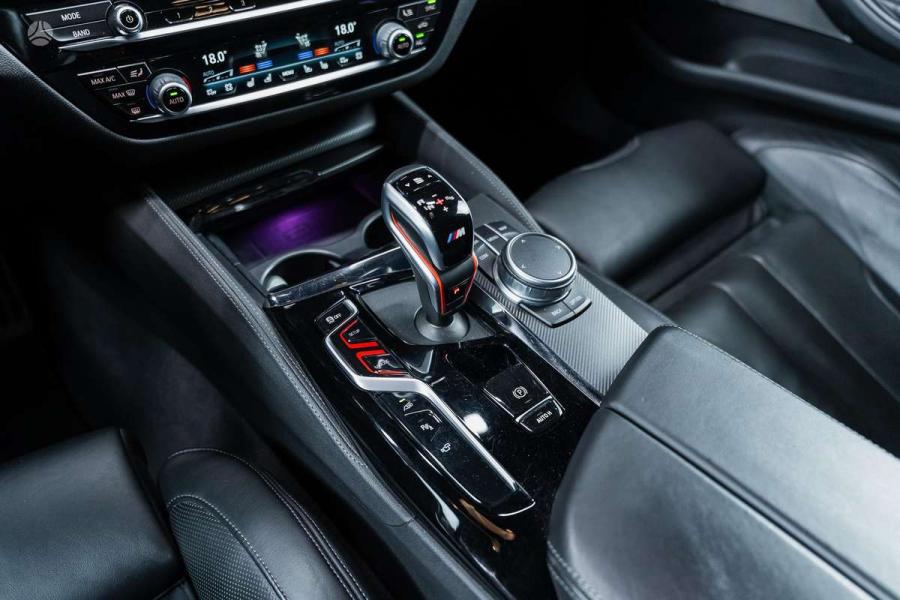 Melns BMW M5 2021 Viļņa, ar dzinēja tilpumu 4.40 L un nobraukumu 36 tūkst. km par 64999 €, foto 29 vietnē AUTOMOTO.COM.LV