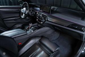 Melns BMW M5 2021 Viļņa, ar dzinēja tilpumu 4.40 L un nobraukumu 36 tūkst. km par 64999 €, foto 31 vietnē AUTOMOTO.COM.LV