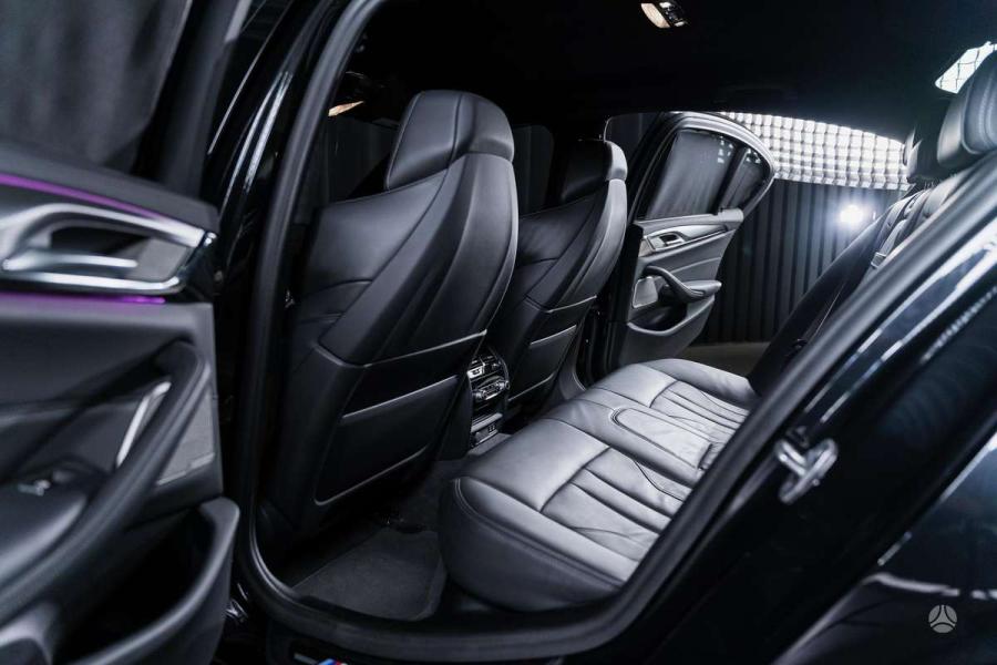 Melns BMW M5 2021 Viļņa, ar dzinēja tilpumu 4.40 L un nobraukumu 36 tūkst. km par 64999 €, foto 34 vietnē AUTOMOTO.COM.LV