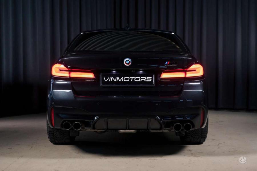 Black BMW M5 2022 in Vilnius, with an engine capacity of 4.40 L and mileage of 21 thousand km for 72999 €, photo 5 on AUTOMOTO.COM.LV