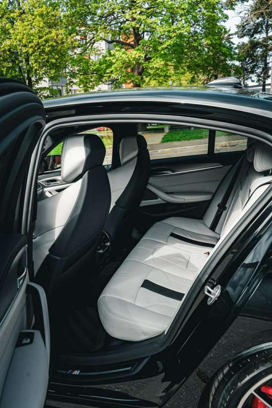 Melns BMW M5 2022 Kauņa, ar dzinēja tilpumu 4.40 L un nobraukumu 62 tūkst. km par 58600 €, foto 6 vietnē AUTOMOTO.COM.LV