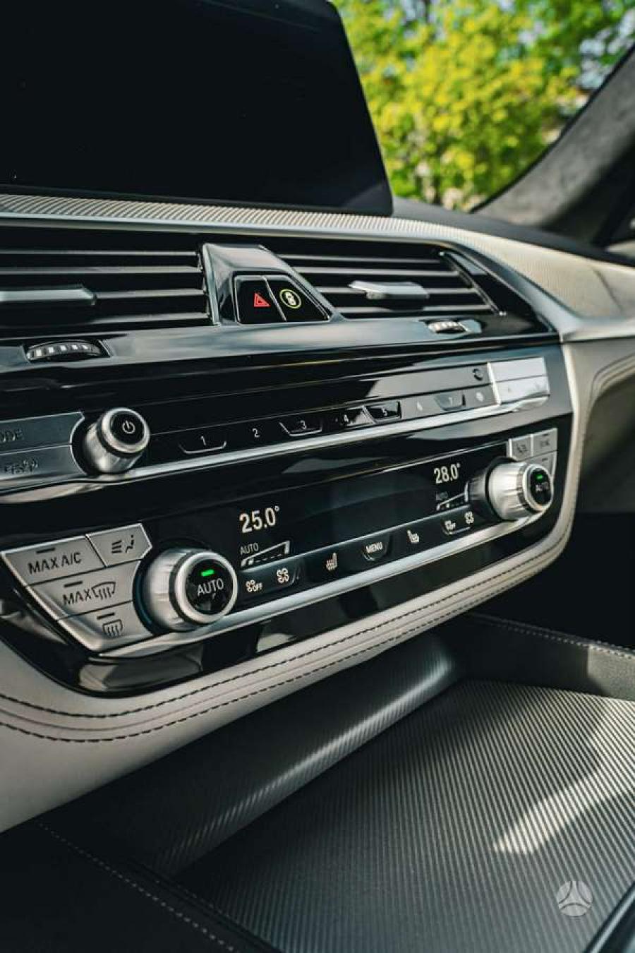 Melns BMW M5 2022 Kauņa, ar dzinēja tilpumu 4.40 L un nobraukumu 62 tūkst. km par 58600 €, foto 9 vietnē AUTOMOTO.COM.LV