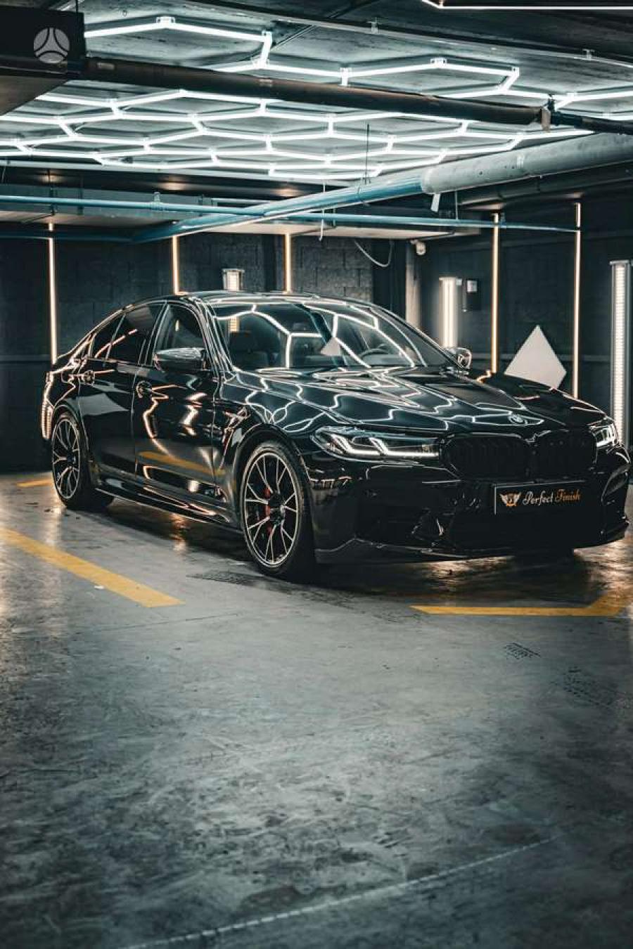Melns BMW M5 2022 Kauņa, ar dzinēja tilpumu 4.40 L un nobraukumu 62 tūkst. km par 58600 €, foto 14 vietnē AUTOMOTO.COM.LV