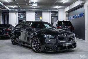 Melns BMW M5 2024 Marijampole, ar dzinēja tilpumu 4.40 L un nobraukumu 15 tūkst. km par 126950 €, foto  vietnē AUTOMOTO.COM.LV