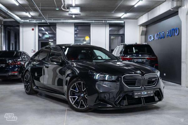 Melns BMW M5 2024 Marijampole, ar dzinēja tilpumu 4.40 L un nobraukumu 15 tūkst. km par 119950 €, foto 1 vietnē AUTOMOTO.COM.LV