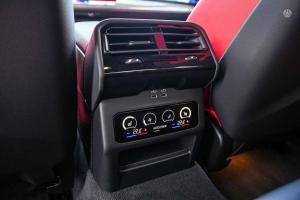 Black BMW M5 2024 in Kaunas, with an engine capacity of 4.40 L and mileage of 19 thousand km for 111450 €, photo 43 on AUTOMOTO.COM.LV