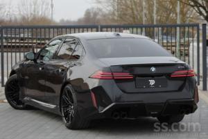 Melns BMW M5 2025 Jelgava, ar dzinēja tilpumu 4.40 L un nobraukumu 8 tūkst. km par 118000 €, foto 7 vietnē AUTOMOTO.COM.LV