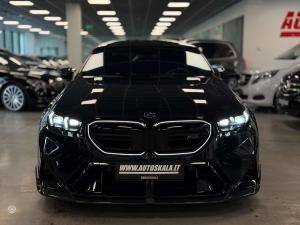 Black BMW M5 2025 in Klaipeda, with an engine capacity of 4.40 L and mileage of 7 thousand km for 112000 €, photo  on AUTOMOTO.COM.LV