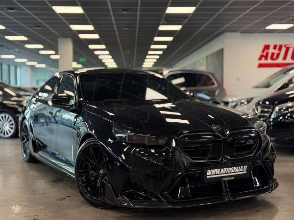 Melns BMW M5 2025 Klaipėda, ar dzinēja tilpumu 4.40 L un nobraukumu 7 tūkst. km par 112000 €, foto 8 vietnē AUTOMOTO.COM.LV