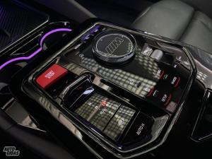 Black BMW M5 2025 in Klaipeda, with an engine capacity of 4.40 L and mileage of 9 thousand km for 117991 €, photo 17 on AUTOMOTO.COM.LV