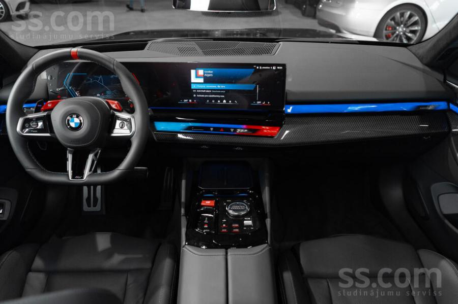 Melns BMW M5 2025 Rīga, ar dzinēja tilpumu 4.40 L un nobraukumu 6 tūkst. km par 123000 €, foto 13 vietnē AUTOMOTO.COM.LV