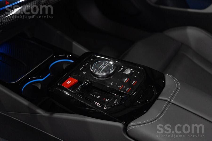 Melns BMW M5 2025 Rīga, ar dzinēja tilpumu 4.40 L un nobraukumu 6 tūkst. km par 123000 €, foto 21 vietnē AUTOMOTO.COM.LV