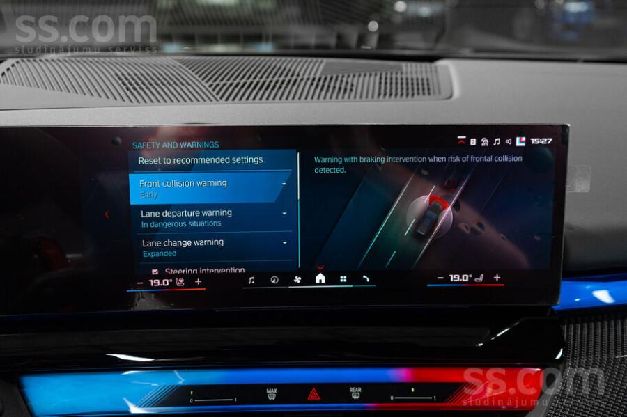 Melns BMW M5 2025 Rīga, ar dzinēja tilpumu 4.40 L un nobraukumu 6 tūkst. km par 123000 €, foto 33 vietnē AUTOMOTO.COM.LV