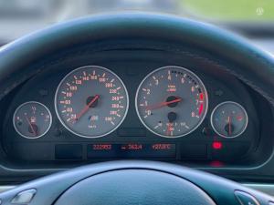 Синий БМВ М5 2002 в Клайпеда, объемом двигателя 4.94 л и пробегом 223 тыс. км за 28000 €, фото 17 на AUTOMOTO.COM.LV