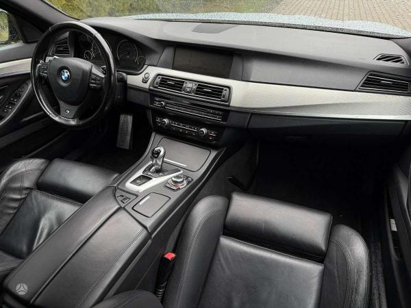 Blue BMW M5 2012 in Riga, with an engine capacity of 4.39 L and mileage of 18 thousand km for 26500 €, photo 9 on AUTOMOTO.COM.LV
