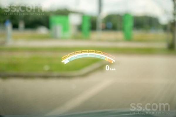 Blue BMW M5 2012 in Riga, with an engine capacity of 4.40 L and mileage of 180 thousand km for 32100 €, photo 10 on AUTOMOTO.COM.LV