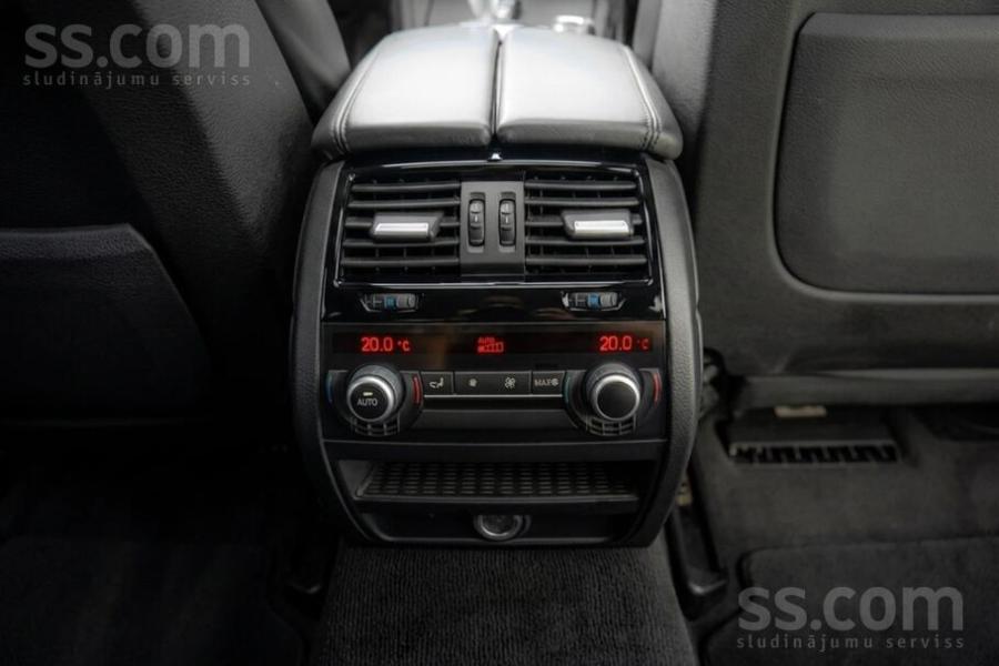 Синий БМВ М5 2012 в Рига, объемом двигателя 4.40 л и пробегом 180 тыс. км за 32100 €, фото 16 на AUTOMOTO.COM.LV