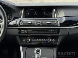 Blue BMW M5 2016 in Riga, with an engine capacity of 4.40 L and mileage of 167 thousand km for 32980 €, photo 21 on AUTOMOTO.COM.LV