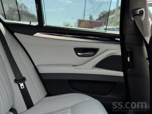 Blue BMW M5 2016 in Riga, with an engine capacity of 4.40 L and mileage of 167 thousand km for 32980 €, photo 28 on AUTOMOTO.COM.LV
