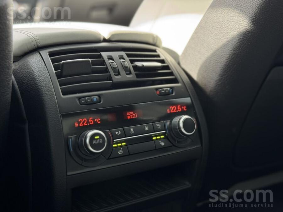 Blue BMW M5 2016 in Riga, with an engine capacity of 4.40 L and mileage of 167 thousand km for 32980 €, photo 29 on AUTOMOTO.COM.LV