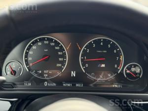 Blue BMW M5 2016 in Riga, with an engine capacity of 4.40 L and mileage of 167 thousand km for 32980 €, photo 30 on AUTOMOTO.COM.LV