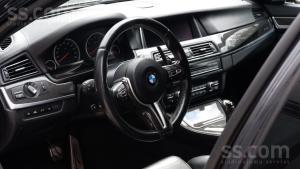 Blue BMW M5 2016 in Riga, with an engine capacity of 4.40 L and mileage of 123 thousand km for 27500 €, photo 16 on AUTOMOTO.COM.LV