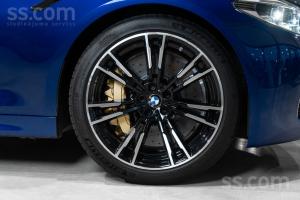 Blue BMW M5 2019 in Riga, with an engine capacity of 4.40 L and mileage of 71 thousand km for 64600 €, photo 8 on AUTOMOTO.COM.LV