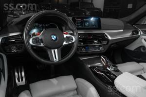 Blue BMW M5 2019 in Riga, with an engine capacity of 4.40 L and mileage of 71 thousand km for 64600 €, photo 13 on AUTOMOTO.COM.LV