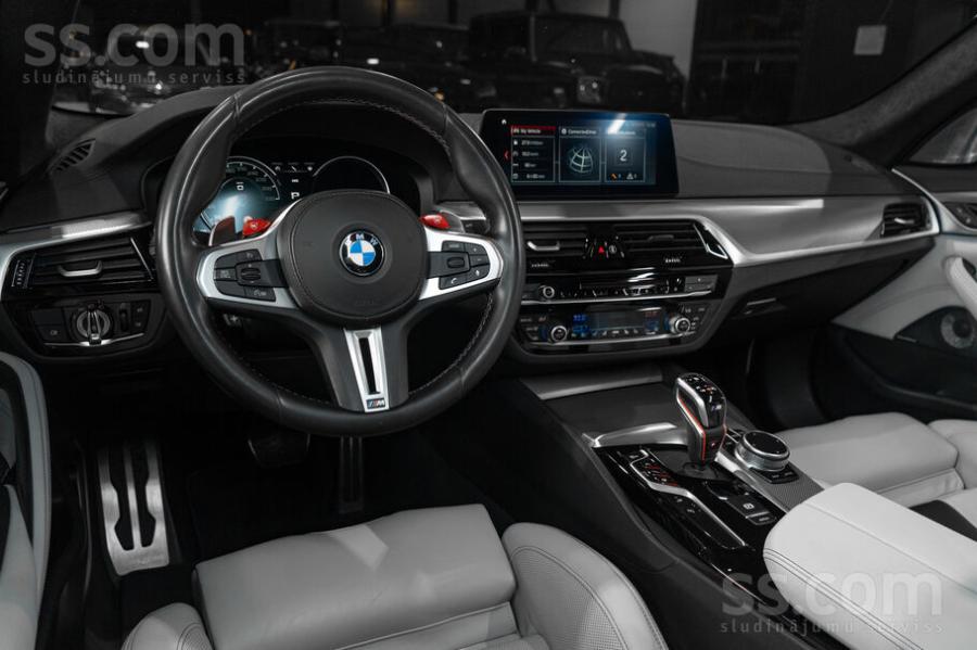 Blue BMW M5 2019 in Riga, with an engine capacity of 4.40 L and mileage of 71 thousand km for 64600 €, photo 13 on AUTOMOTO.COM.LV
