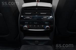 Blue BMW M5 2019 in Riga, with an engine capacity of 4.40 L and mileage of 71 thousand km for 64600 €, photo 17 on AUTOMOTO.COM.LV