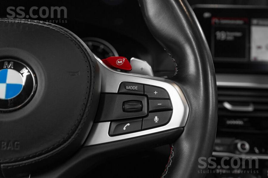 Blue BMW M5 2019 in Riga, with an engine capacity of 4.40 L and mileage of 71 thousand km for 64600 €, photo 25 on AUTOMOTO.COM.LV