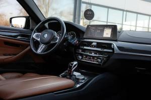 Синий БМВ М5 2019 в Елгава, объемом двигателя 4.40 л и пробегом 109 тыс. км за 57000 €, фото 15 на AUTOMOTO.COM.LV