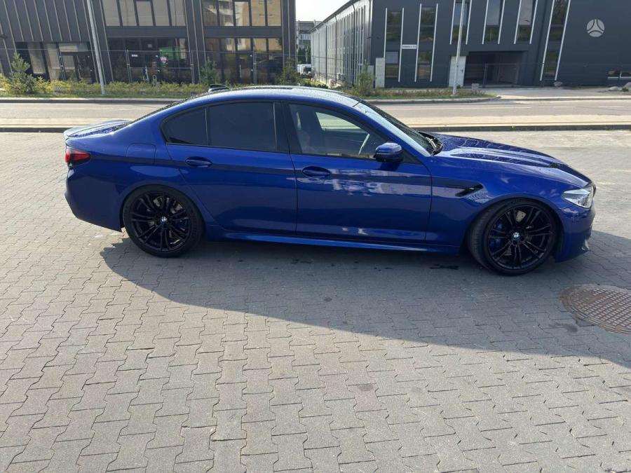 Zils BMW M5 2019 Viļņa, ar dzinēja tilpumu 4.40 L un nobraukumu 59 tūkst. km par 49000 €, foto 4 vietnē AUTOMOTO.COM.LV