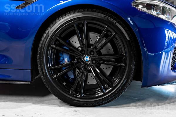 БМВ М5 2020 в Рига на AUTOMOTO.COM.LV Синий БМВ М5 2020 в Рига, объемом двигателя 4.40 л и пробегом 54 тыс. км за 64000 €, фото 8 на AUTOMOTO.COM.LV