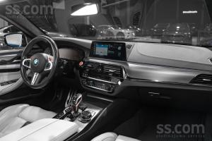 Zils BMW M5 2020 Rīga, ar dzinēja tilpumu 4.40 L un nobraukumu 54 tūkst. km par 64000 €, foto 13 vietnē AUTOMOTO.COM.LV