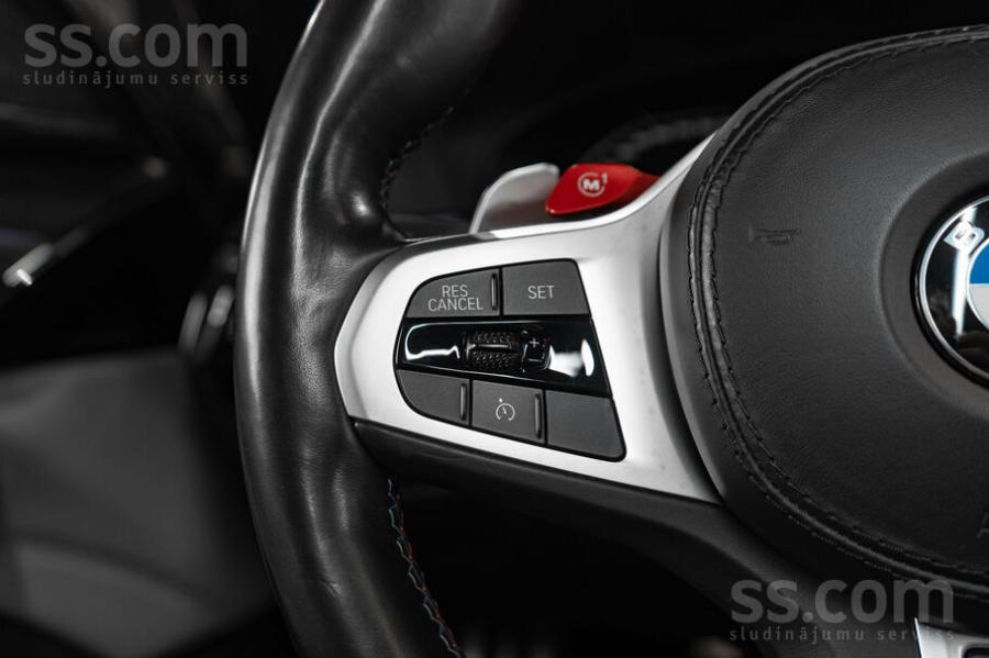 Zils BMW M5 2020 Rīga, ar dzinēja tilpumu 4.40 L un nobraukumu 54 tūkst. km par 64000 €, foto 25 vietnē AUTOMOTO.COM.LV