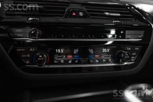 Zils BMW M5 2020 Rīga, ar dzinēja tilpumu 4.40 L un nobraukumu 54 tūkst. km par 64000 €, foto 29 vietnē AUTOMOTO.COM.LV